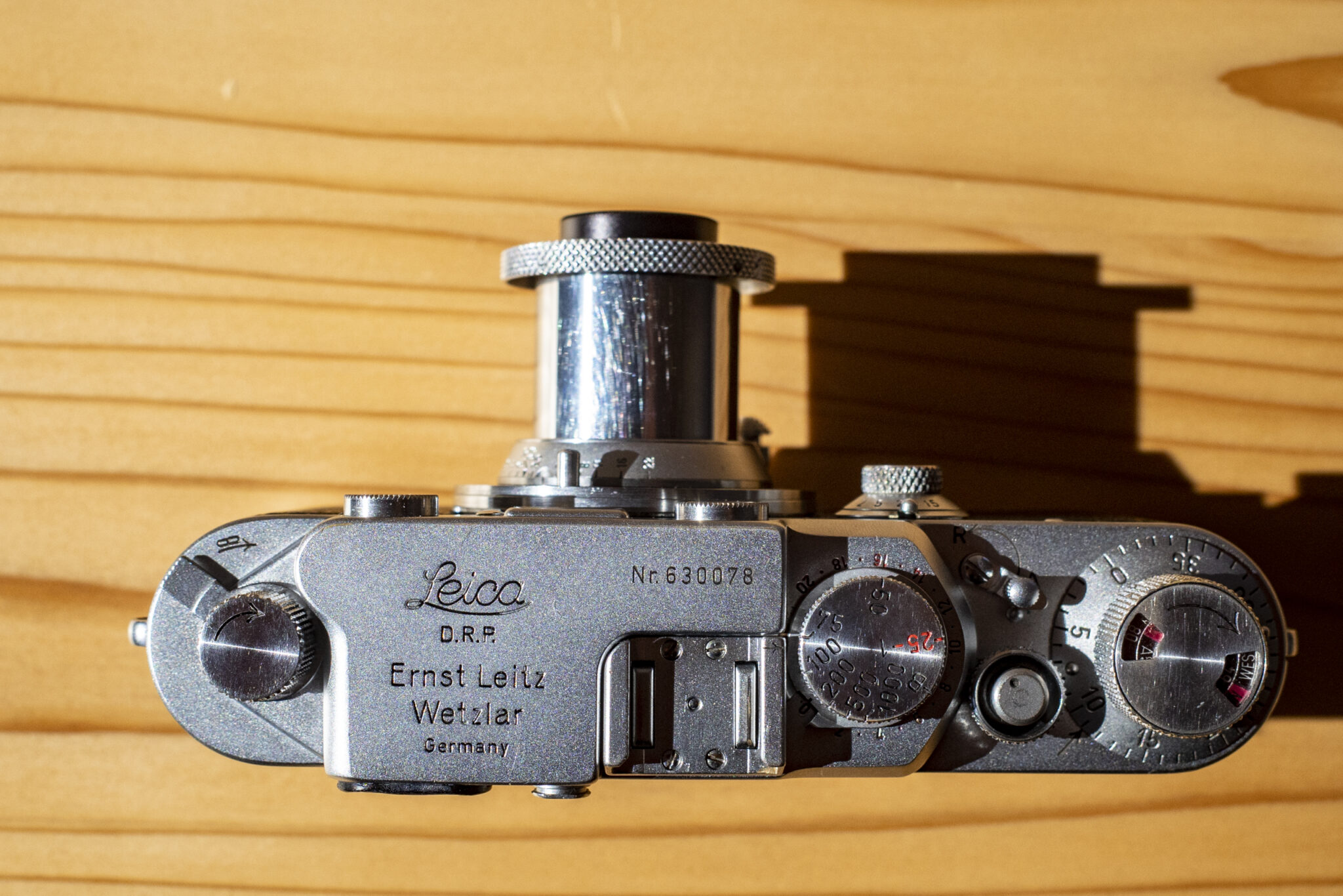 35mmフィルムカメラの源流【ライカ IIIf】を購入。初ライカを手にした高揚感と幸福感を語る | Film Sketch